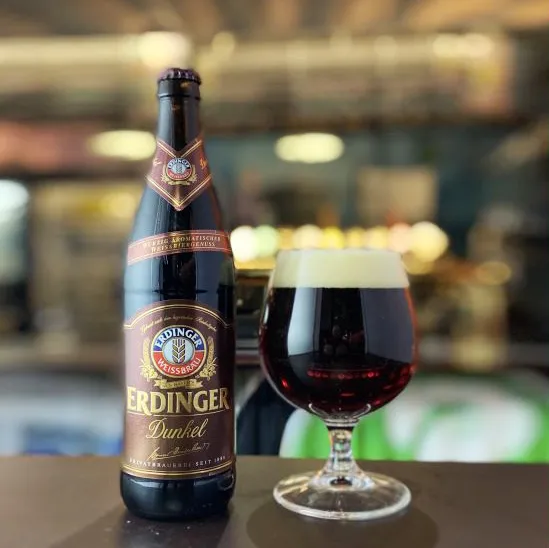 Bia Erdinger Weissbrau Dunkel 5.3% ABV Chai 500ml